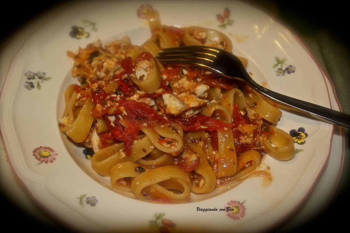 “Calamaretto” una pasta speciale al sugo di gallinella | Viaggiando con Bea